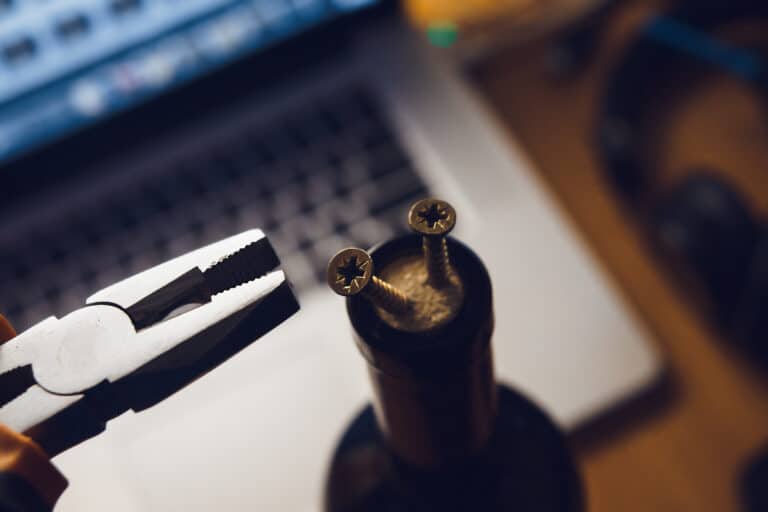 How to Open a Wine Bottle Without an Opener: 4 Best Methods ...